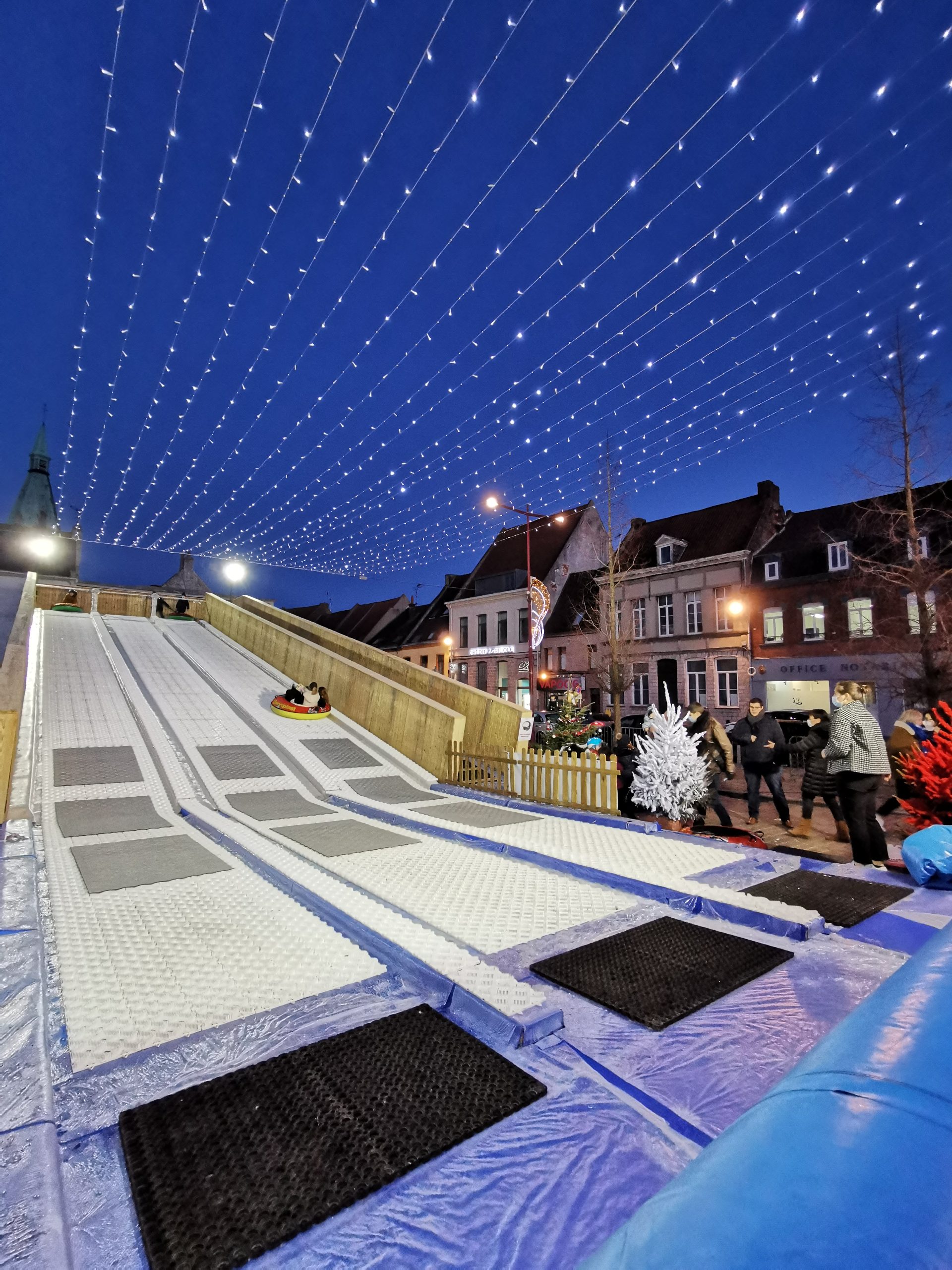 Une piste de luge géante pour Noël ! - Europ Event